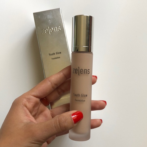Zelens | Makeup | New Zelens Youth Glow Foundation Porcelain | Poshmark